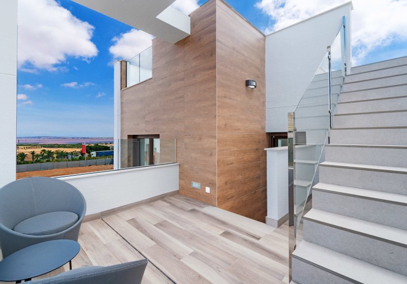 White Arcadia Beach Resort Villas - for Sale in Andalusia / . Trem Global