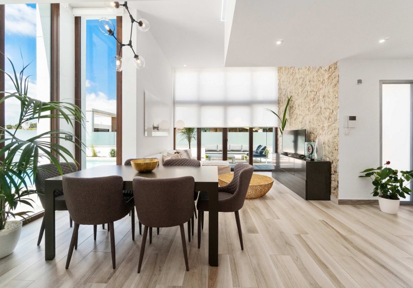 White Arcadia Beach Resort Villas - for Sale in Andalusia / . Trem Global